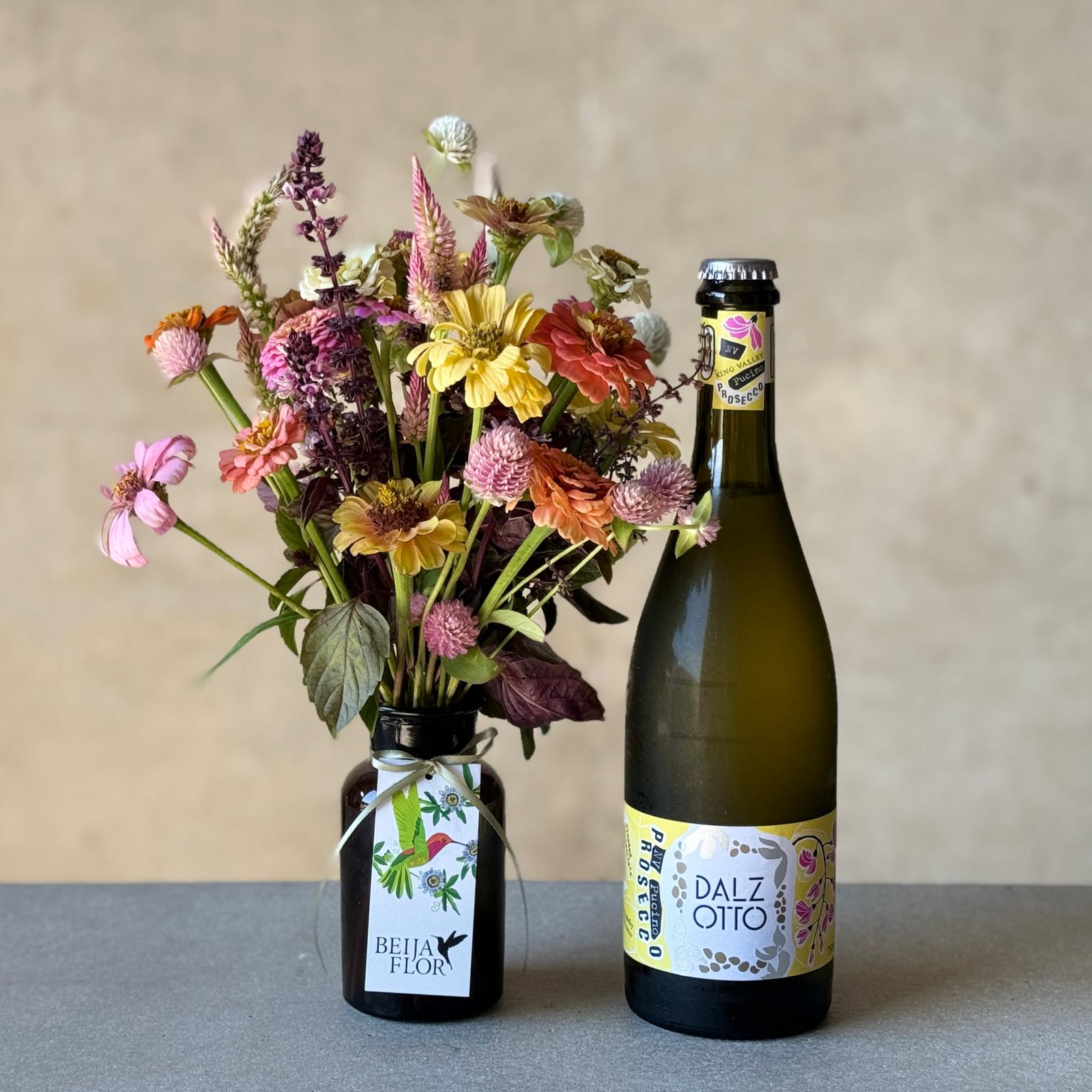 Flowers + Prosecco Gift Bundle | Local Grown Flowers | Beija Flor Darwin